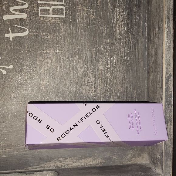 Rodan + Fields | Skincare | Rodanfields Volumizing Hand Cream | Poshmark